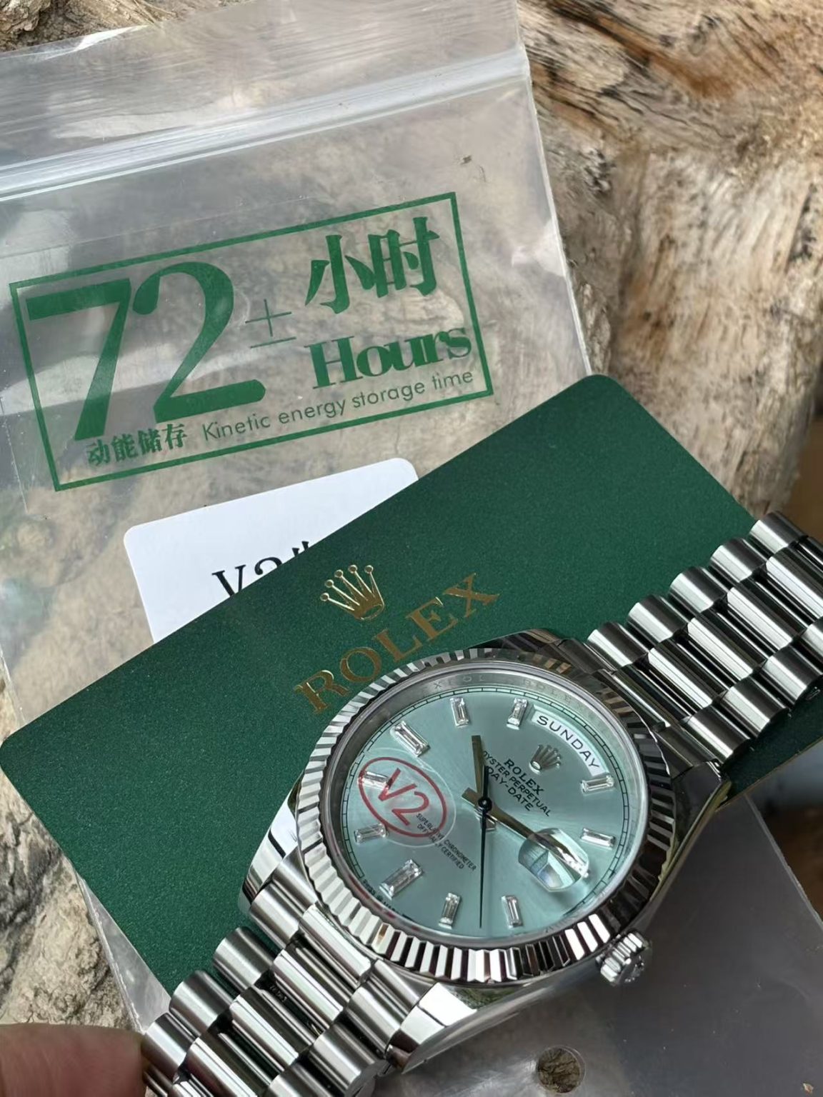 VS Factory Rolex Day-Date 40 Platinum Ice Blue Diamond Dial (228236) 1: ...